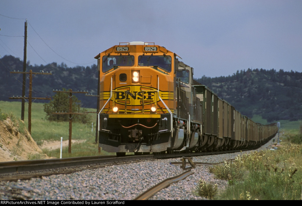 BNSF 8929 S/B